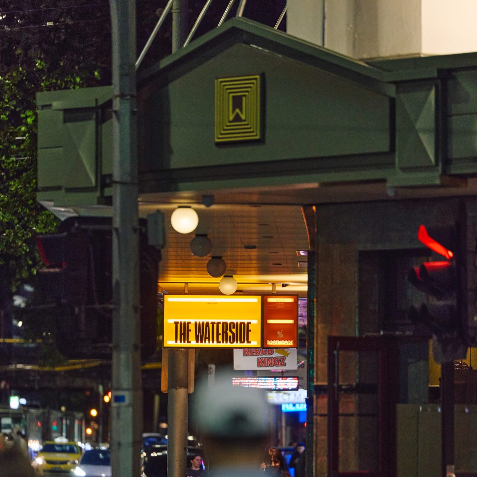 The Waterside - The Waterside Hotel Melbourne